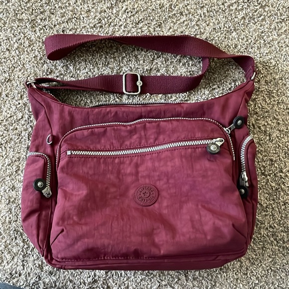 Kipling | Bags | Kipling Gabbie Crossbody Maroon | Poshmark